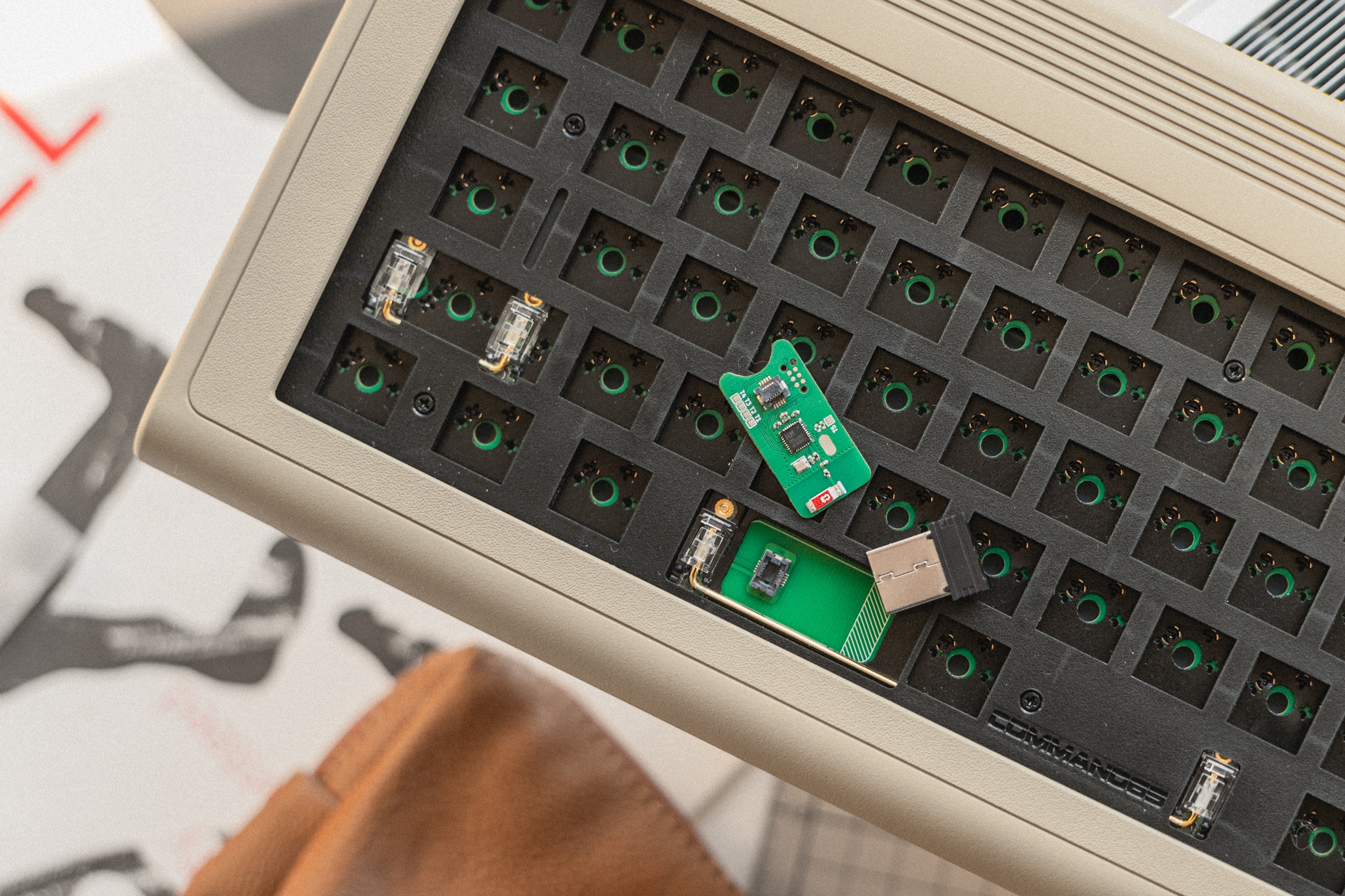 [In Stock] PK x BIOI Command 65 R2 Vintage Custom Mechanical Keyboard