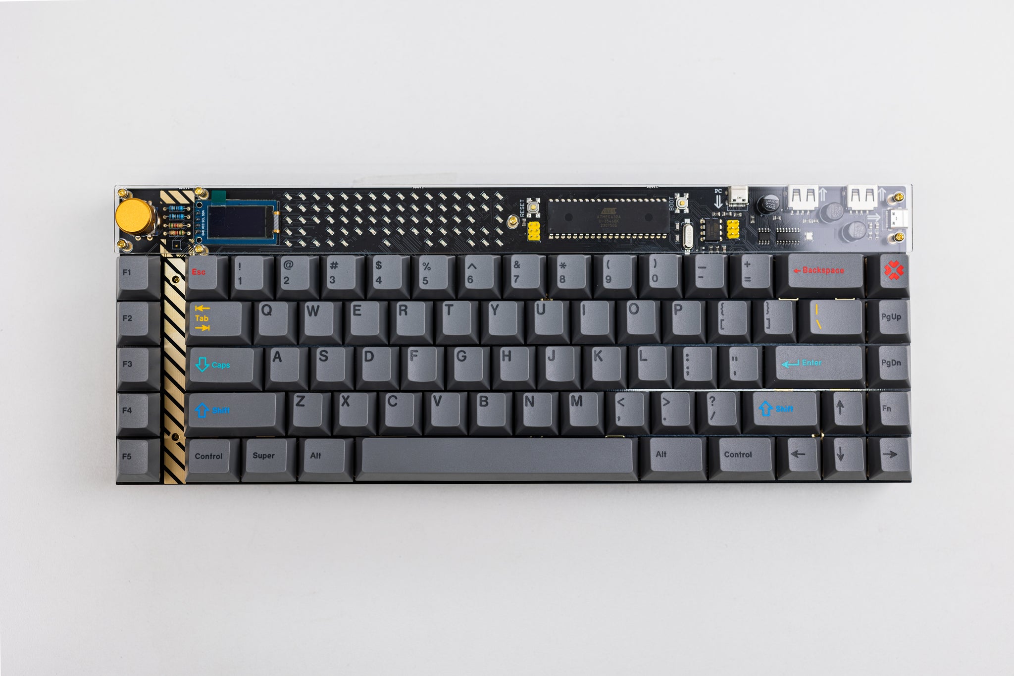 [In Stock] Lelelab Y2K 76 x GMK Dualshot R2 PreBuilt Ready-to-use Keyb