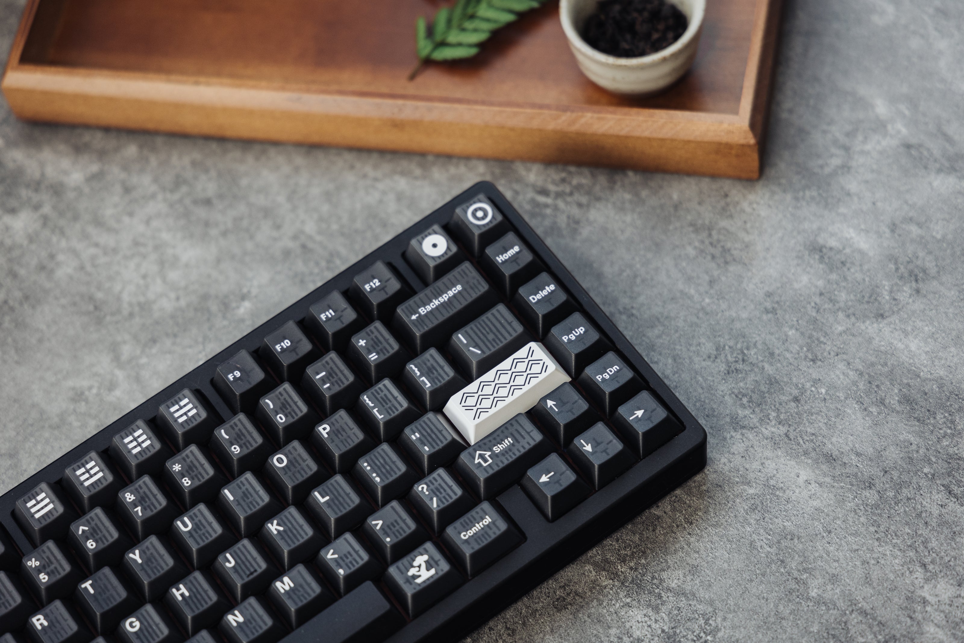 [In Stock] KeyKobo Taiji Translucent Doubleshot Keycap Set